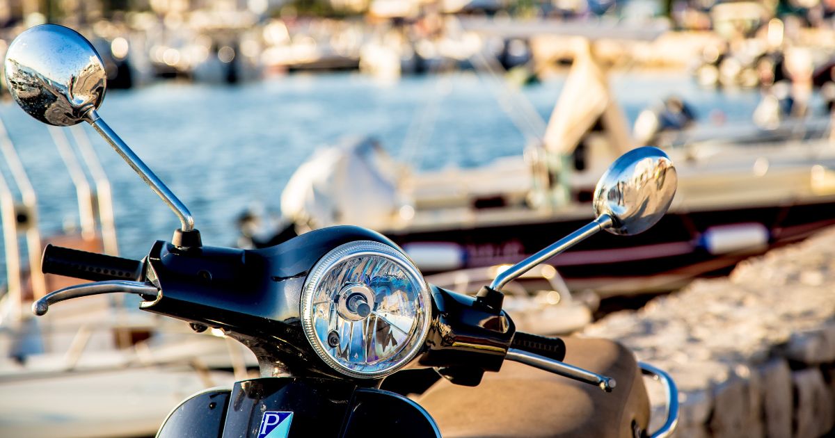 2022式「Vespa LX 125 」：一台同時展現義式美學、科技與環保意識的偉士牌 - VERSE